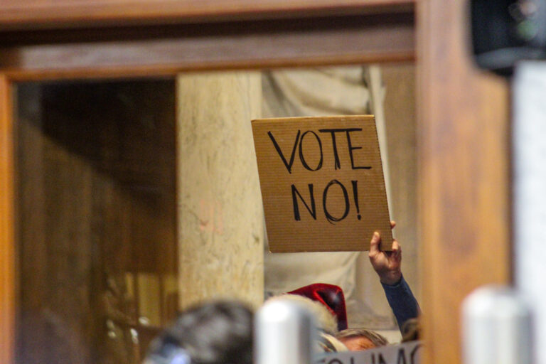 ‘LIKE THE FLU’: Former White House officials say redistricting fever is ...